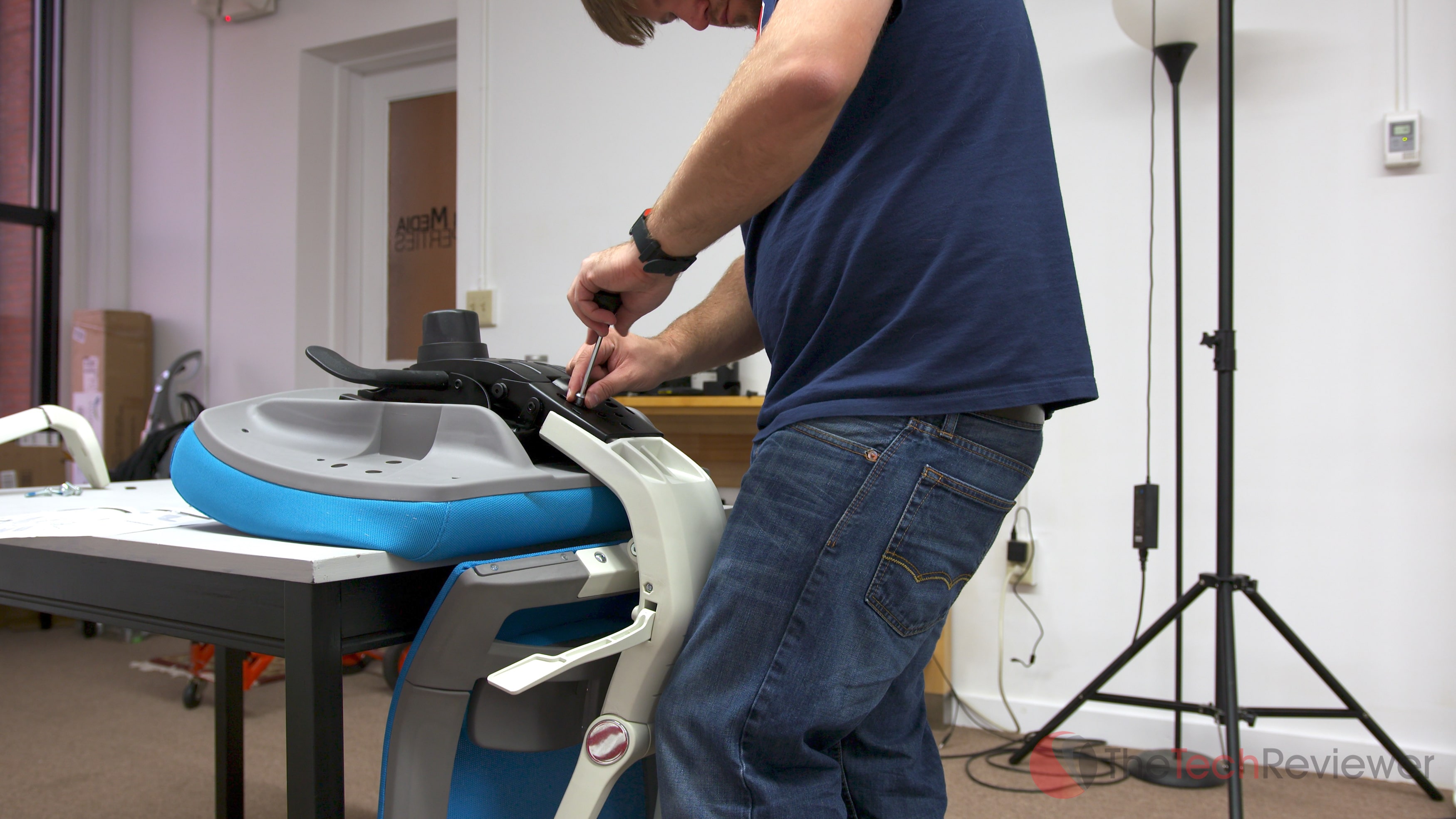 Autonomous ErgoChair Review - Is This Office Chair Worth It?